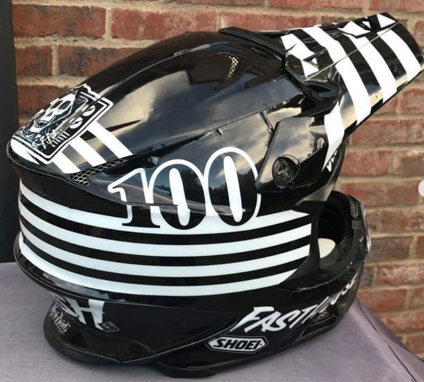 HELMETS – Merge Decals